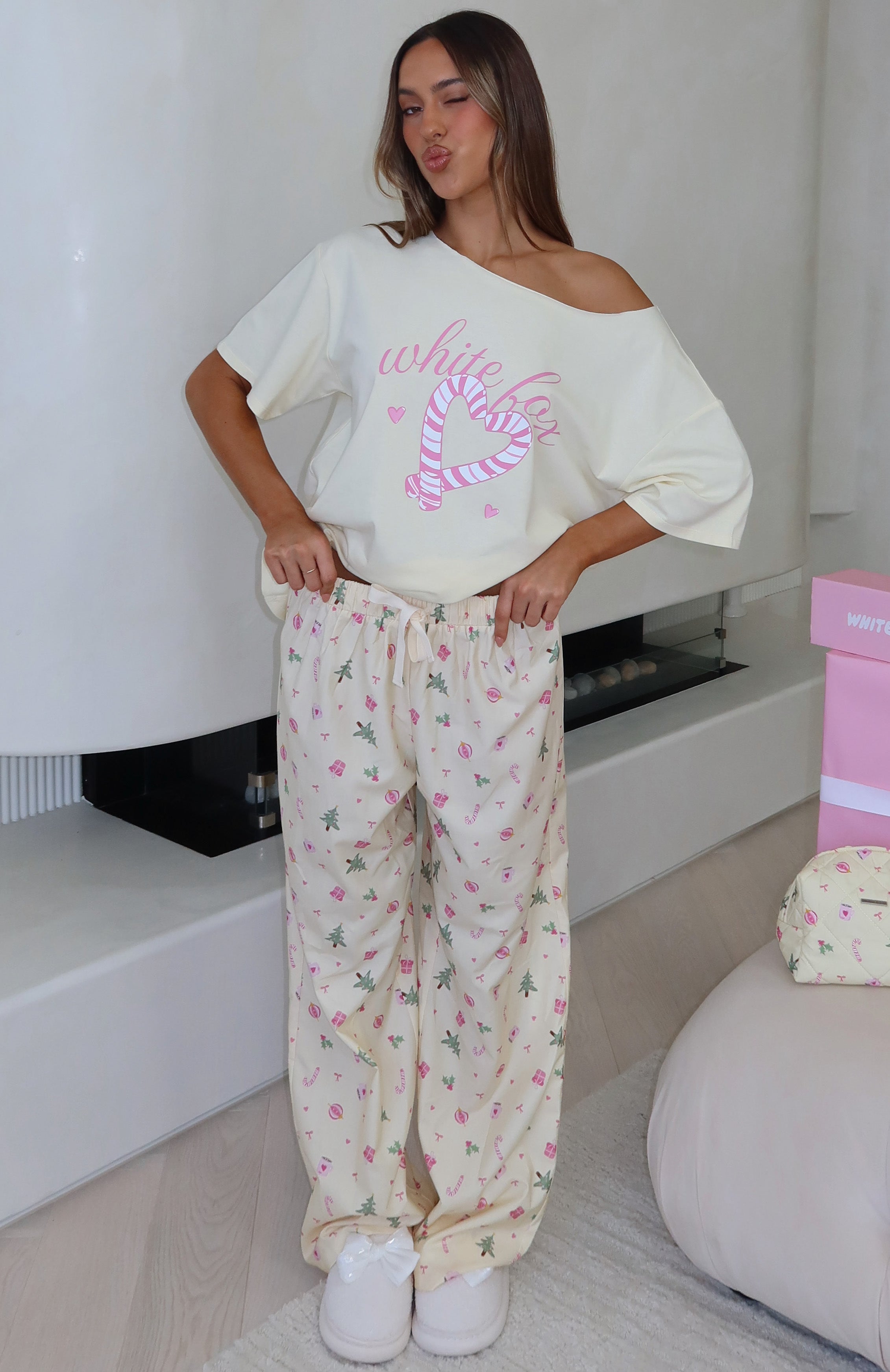Sweetheart Pyjama Pants Festive Flicker | White Fox Boutique