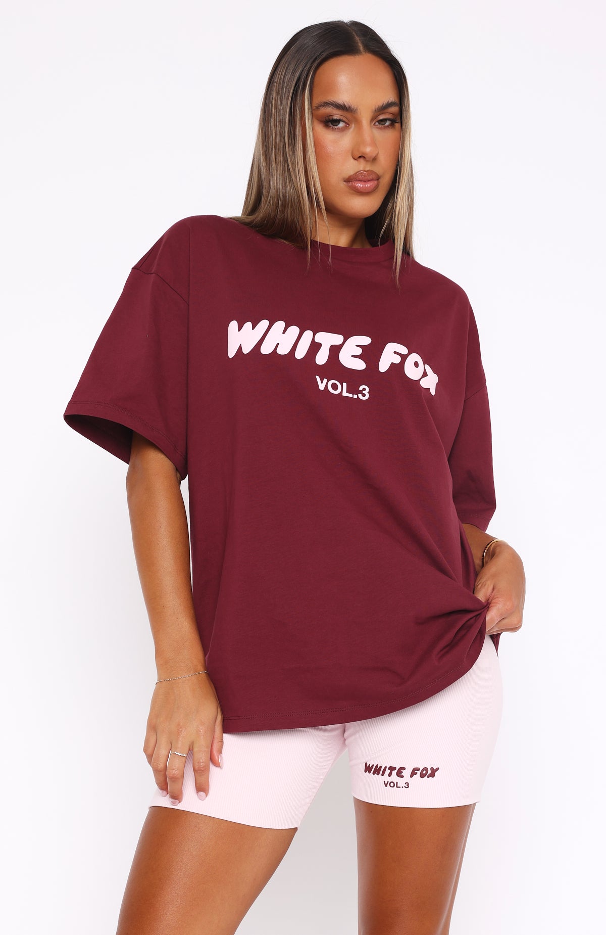 Offstage Oversized Tee Red Velvet | White Fox Boutique